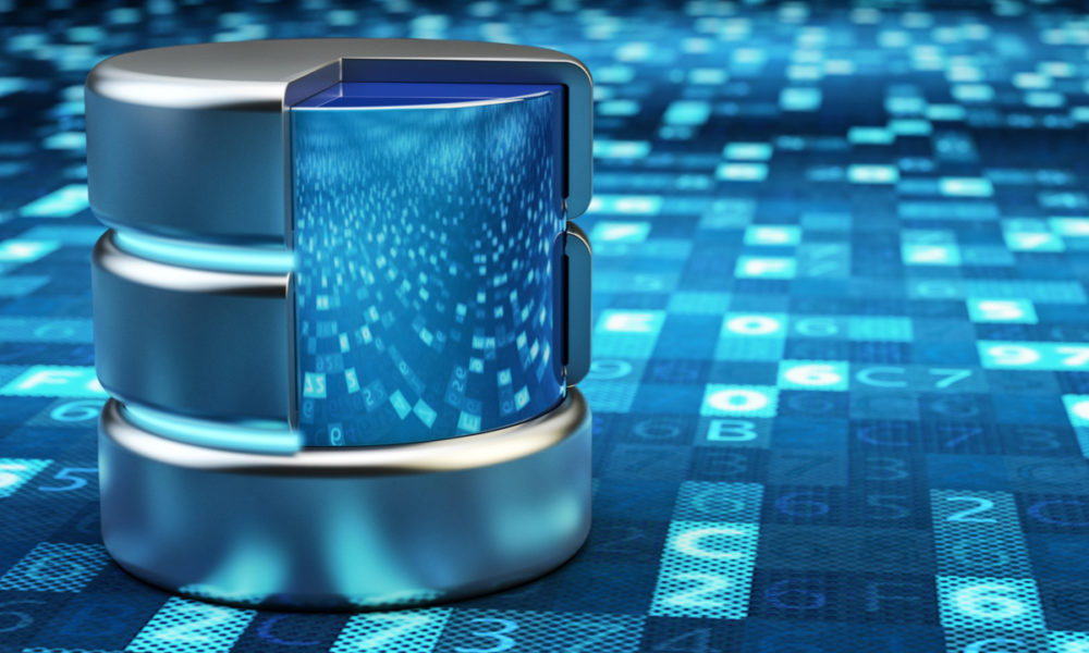 3 Pros and Cons of Blockchain vs Centralized Databases - Blockchain Beach